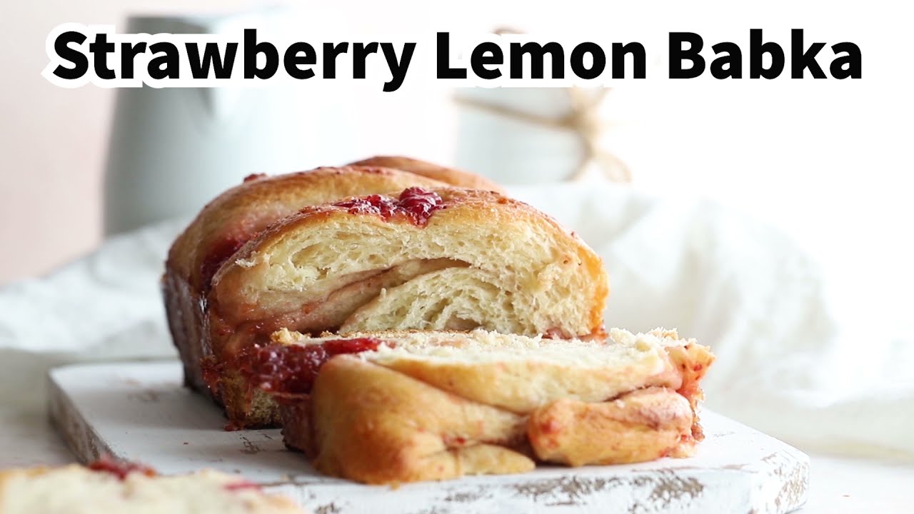Strawberry Lemon Babka | C&H® Sugar